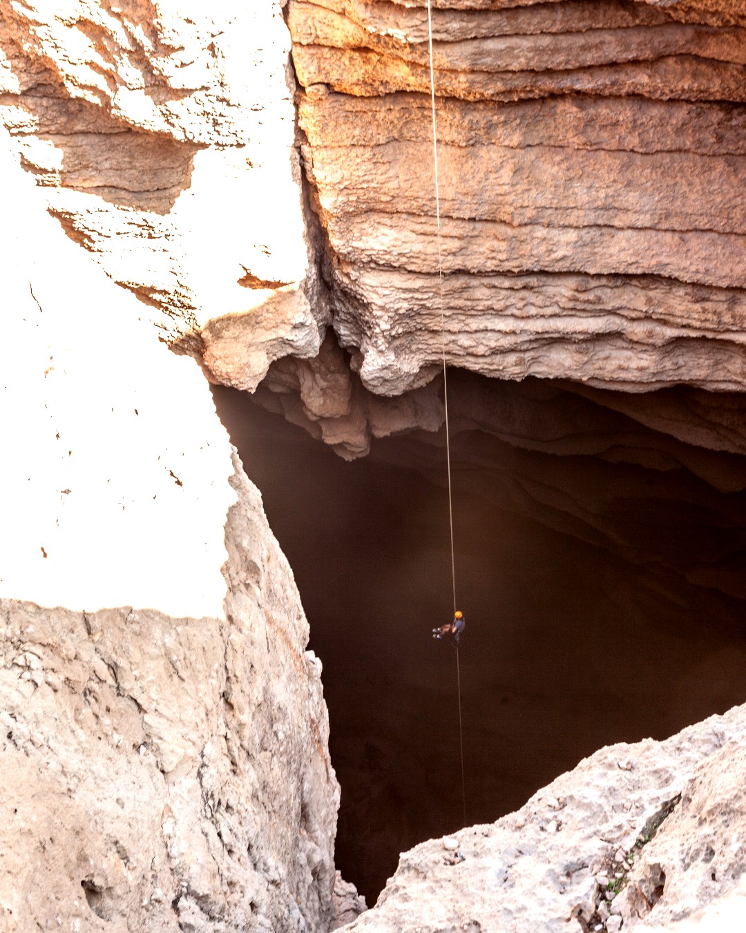 Majlis Al Jinn Cave: Discover Oman’s Hidden Gem - Pink Stone